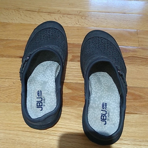 JBU | Shoes | Clogs Light Gray | Poshmark